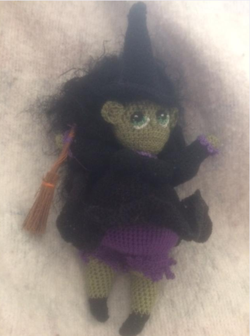 THIS FAT OLD LADY’S FAT FRIDAY – FAT ELPHABA | Thoughts from a Fat Old Lady